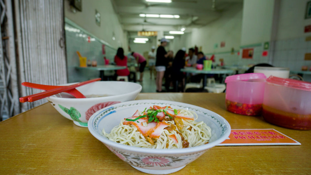 The New Food Haven of Malaysia – 13 Things to eat in Kuching