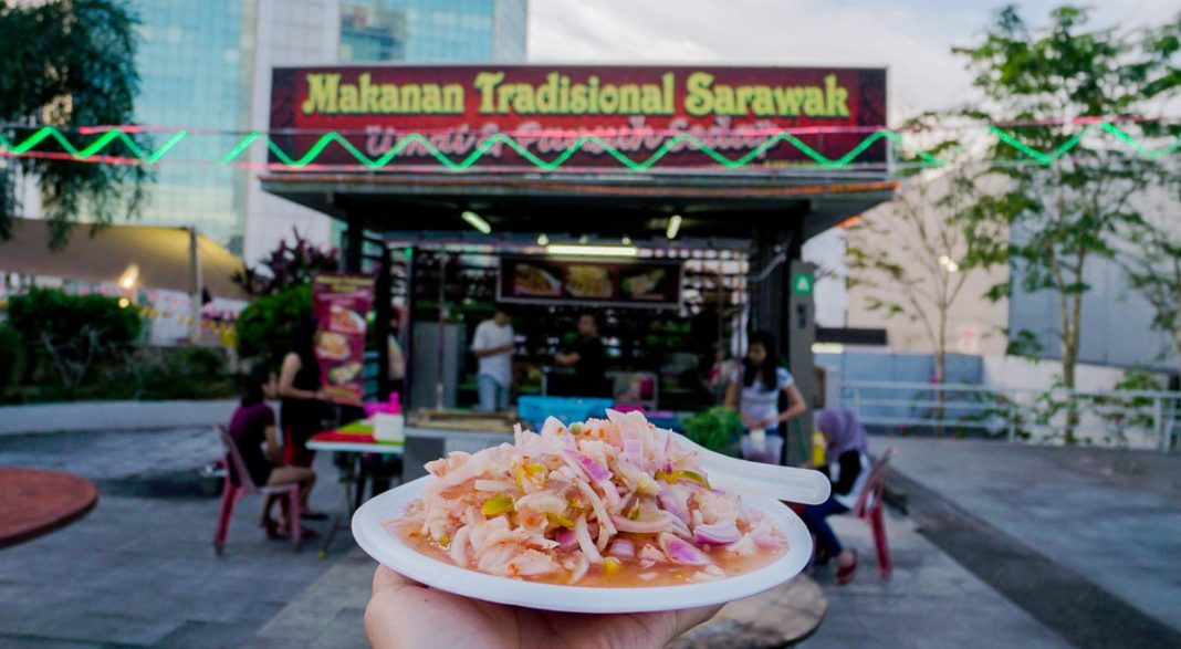 The New Food Haven of Malaysia – 13 Things to eat in Kuching