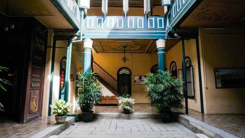 11 Things to do in and Around Medan — these will make you want to fly ...