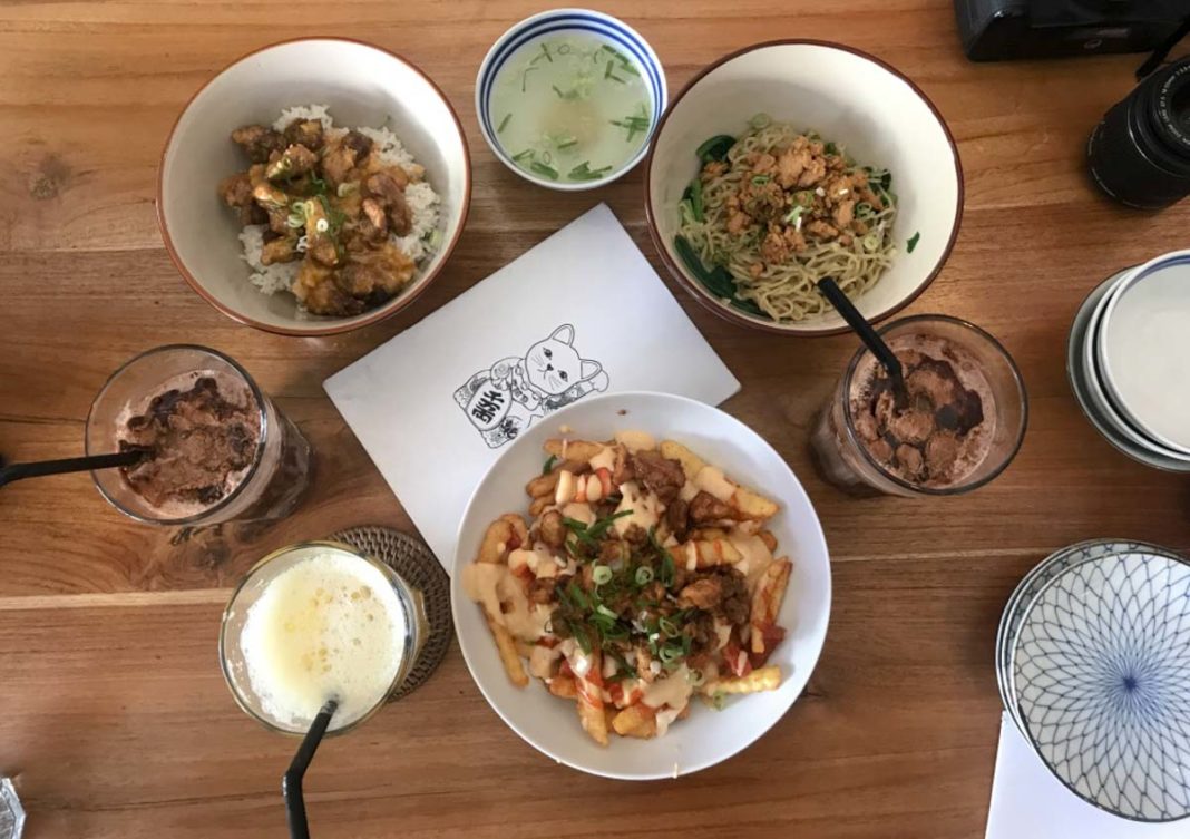 The Ultimate Bali Food Guide: 21 Things To Eat in Seminyak, Ubud and ...