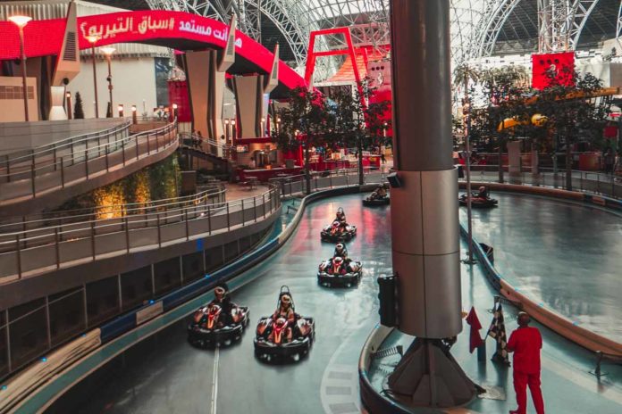 Ferrari World Guide — 11 Tips to Conquer the Theme Park with the World ...