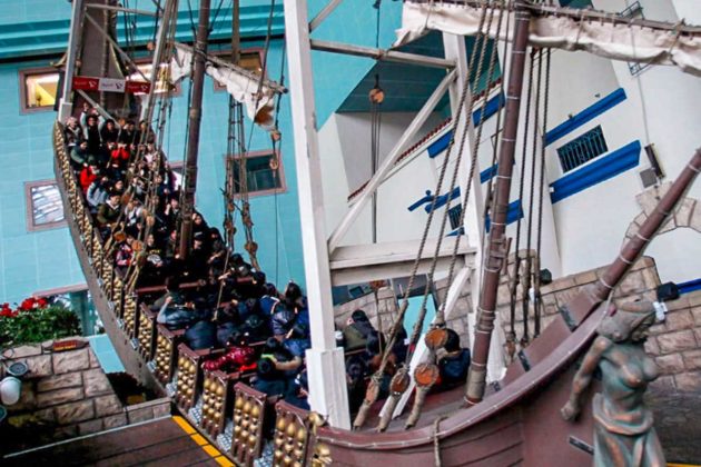 Seoul Lotte World Guide — 13 Things You Need to Know Before Going