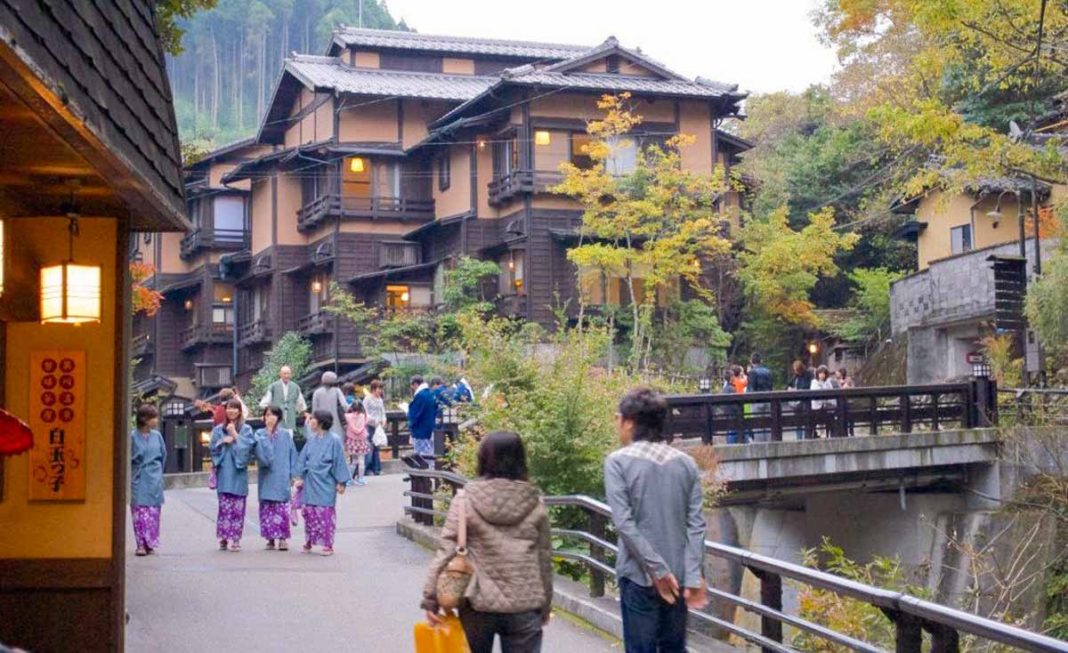 11 Amazing Onsen Resorts in Japan to Relax Away From the City — Hot ...