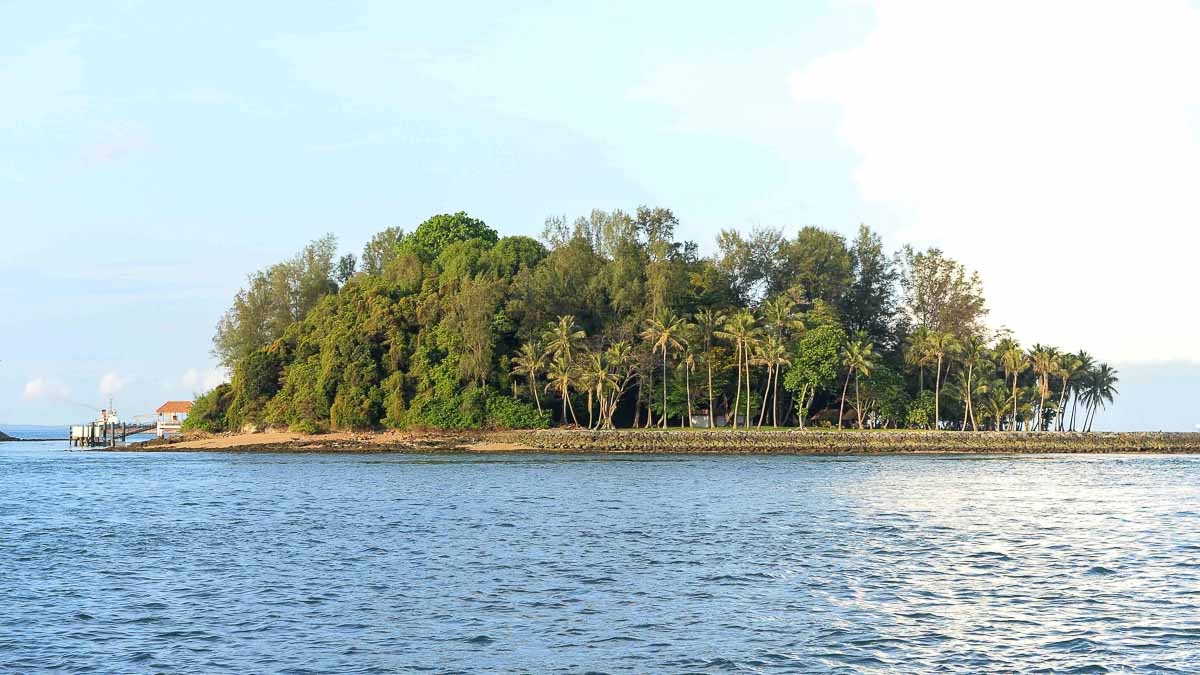 Singapore Southern Islands Guide — Island Hopping Around Lazarus, St ...