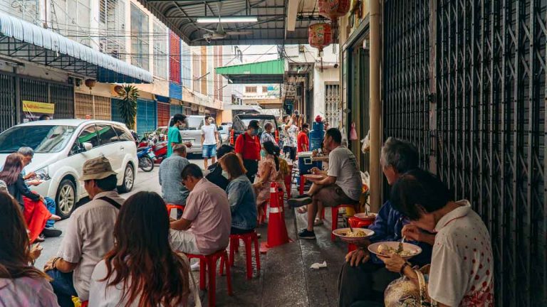 Bangkok Food Guide — 9 Street Food Stalls Most Recommended by Locals