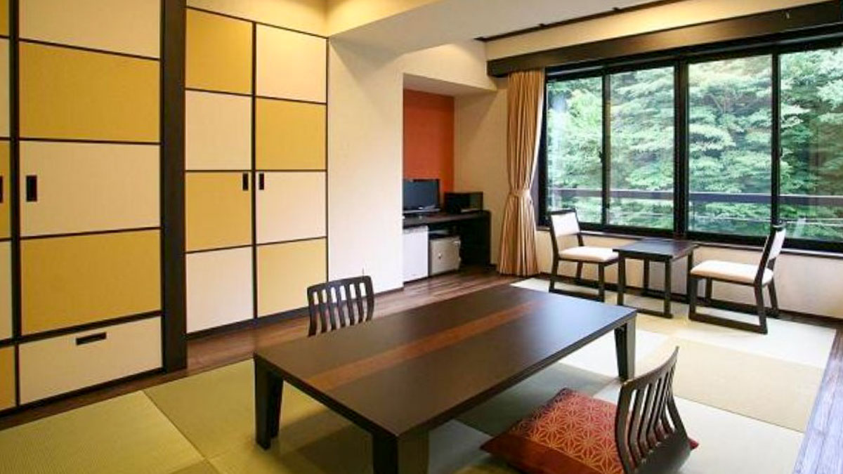 9 Gorgeous Ryokans Near Mt Fuji — Mountain Views, Private Onsens, and ...