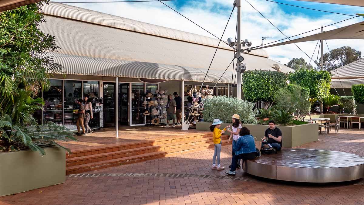 Family-friendly Uluru Itinerary — 7 Days in Australia's Famous Rugged ...