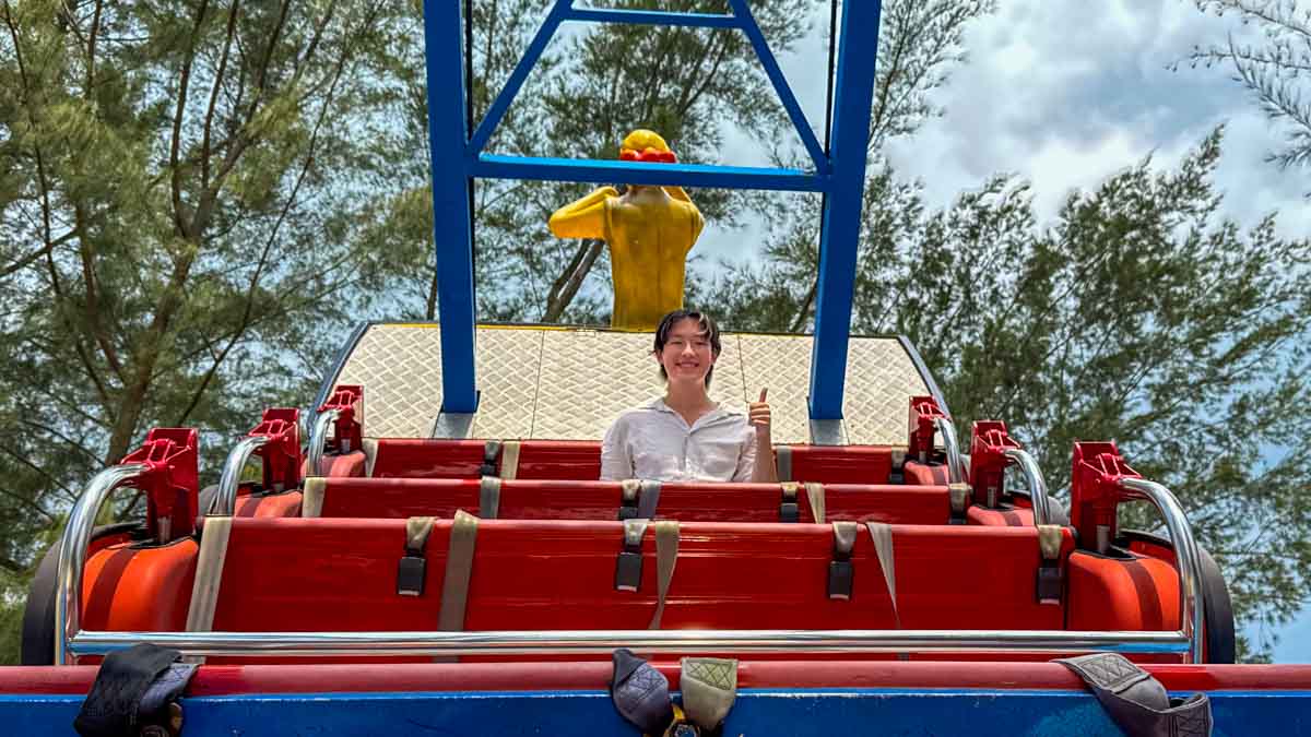 Mega Wisata Ocarina — An Abandoned Amusement Park in Batam?