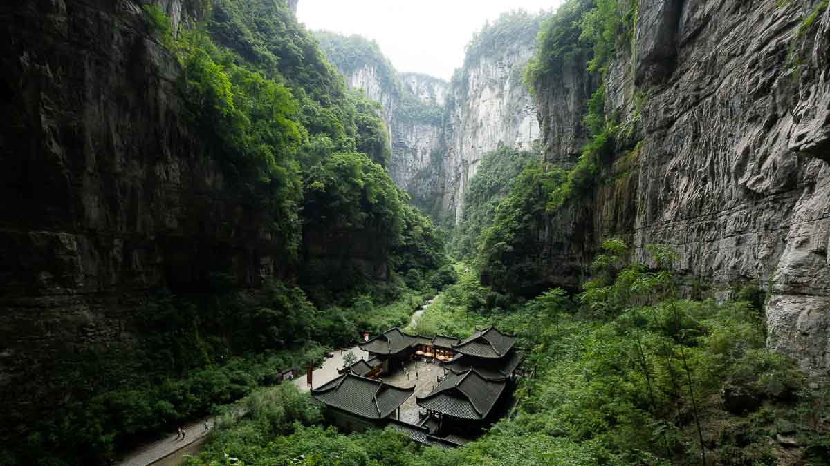 5 Scenic Day Trips under 3hrs Away from Chongqing — Wulong Karst, Dazu ...